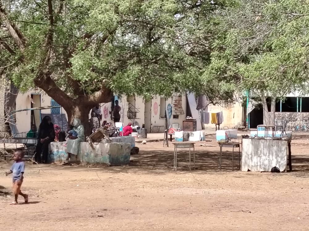 Civilians fleeing from Khartoum to Nyala, facing dire humanitarian ...